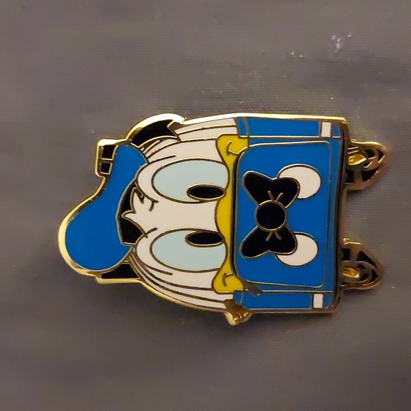 Loungefly | Jewelry | Disney Donald Duck Pin | Poshmark